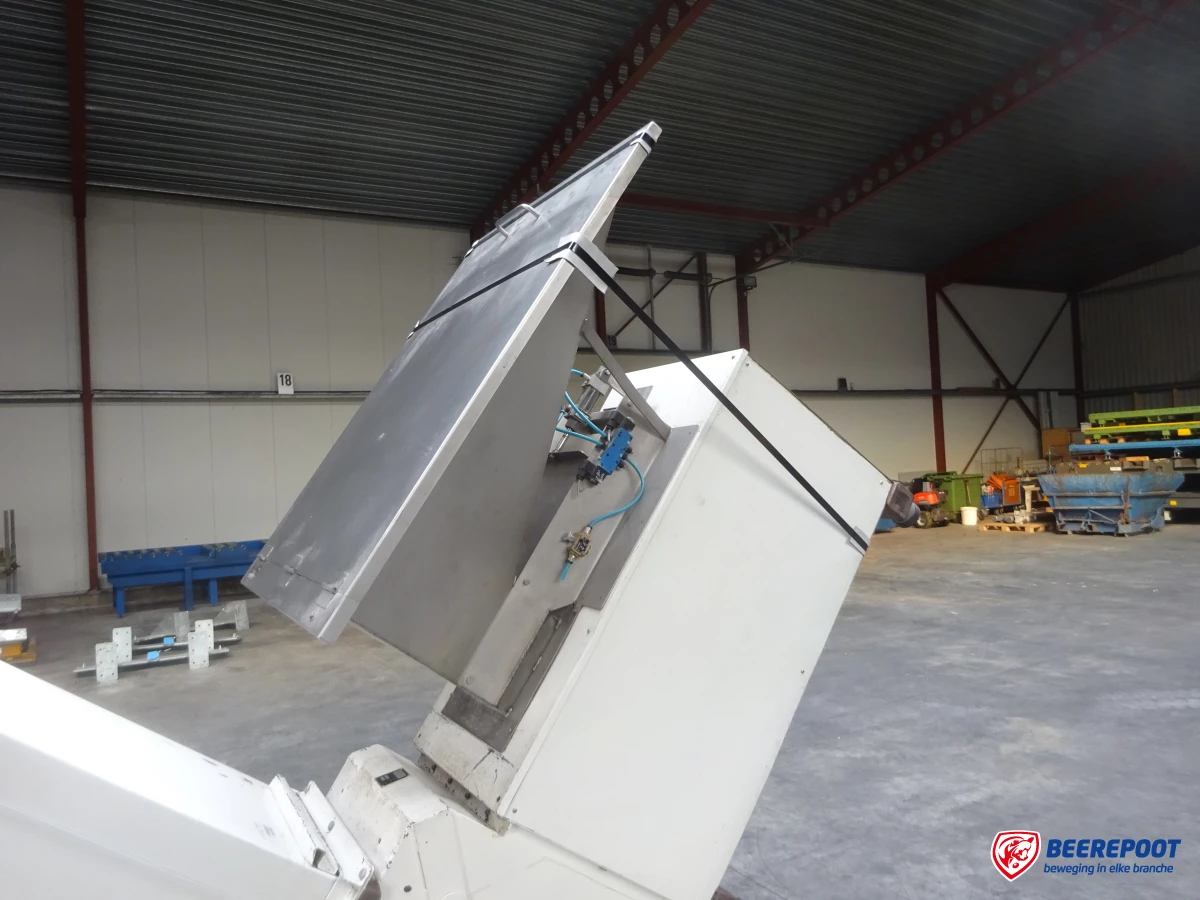 Bekerelevator 15000L - Beerepoot BV