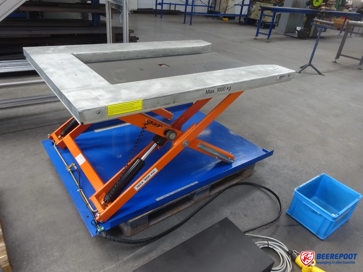 Heftafel, laagbouw - Beerepoot BV